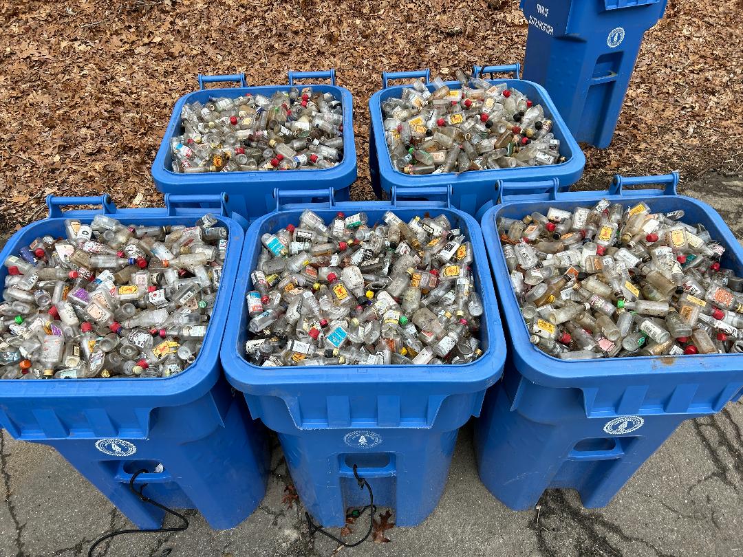 Picking Up Nips Presents Great Challenge for Litter Patrollers - ecoRI News