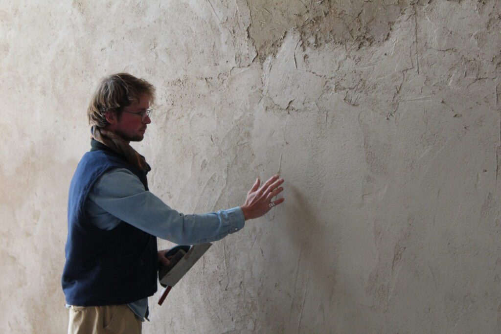PPS, Biolithic Builds, Local Residents Come Together for Plastering ...